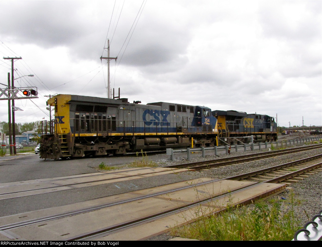 CSX 154 and 5409